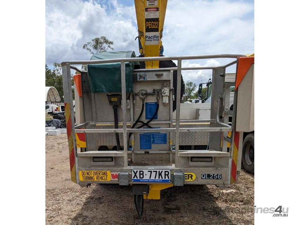 Hire 2010 palfinger WT300 EWP Elevated Work Platform Truck (930099)