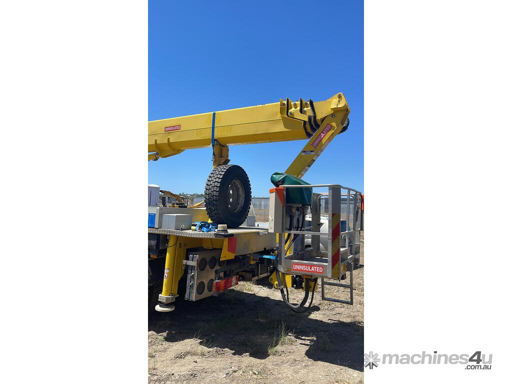 Hire 2010 palfinger WT300 EWP Elevated Work Platform Truck (930099)