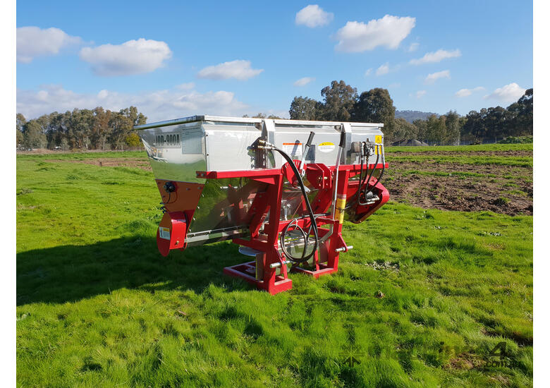 New 2023 Farmtech SpreadX IOD-900H Single Disc Hydraulic Self Loading ...